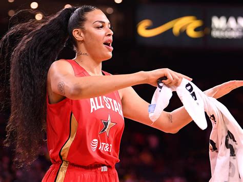 Liz Cambage Partner