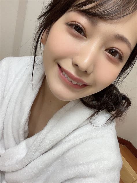 弥生みづき🌙つにてんてん On Twitter いつもキラキラハッピンクメイクはーとしてくれてありがとう大好き！！！！！👛👚🧠🎀🎟🌸🌷👙💖
