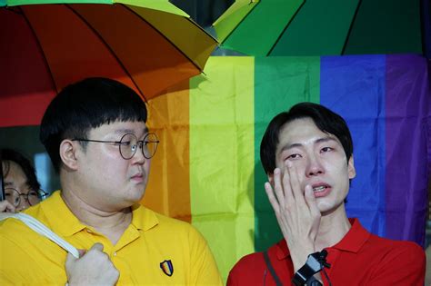 South Koreas Top Court Recognizes Rights Of Same Sex Couples Gma