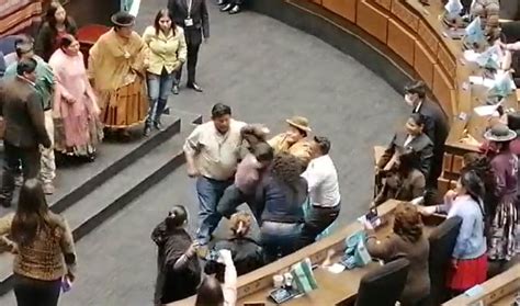 Escándalo En La Asamblea El Mas Cambia Orden Del Día Y Dispone Elegir