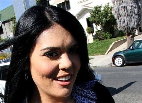 Olivia Olovely Biography Wiki Age Height Career Photos And More