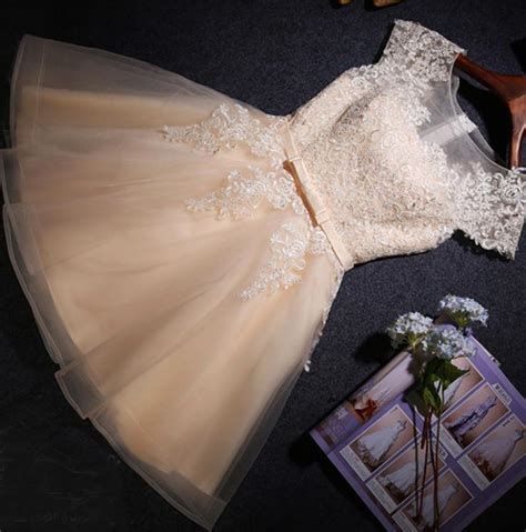 Cute Homecoming Dress Scoop Appliques Tulle Short Prom Dress Party Dre