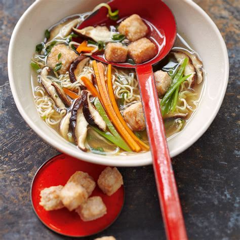Asiatische Nudelsuppe Mit Gemüse Rezept Küchengötter