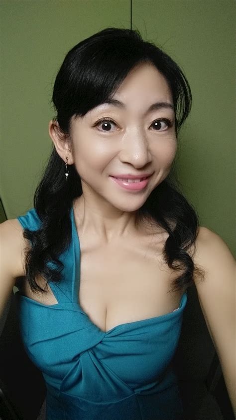 今週4連勤になりました💖 小池絵美子 新橋 熟女キャバクラ・shunga [ポケパラ]