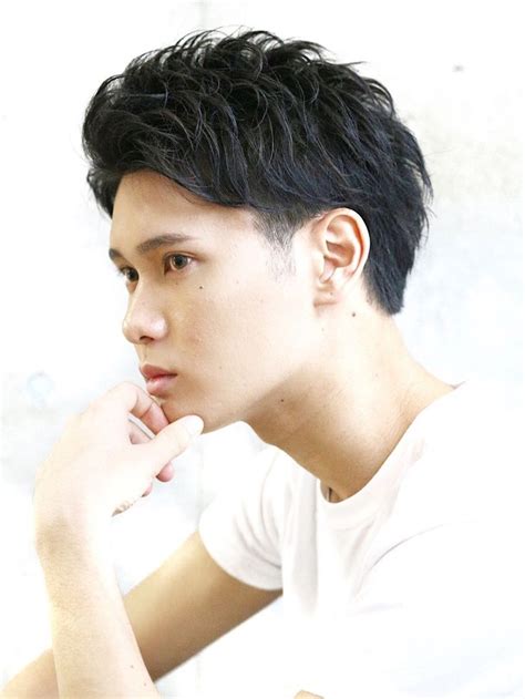 【2024秋】グランジかきあげリバースアップバング Lipps Hair 表参道 ｜ メンズヘア・髪型ランキングのmens Hairstyle