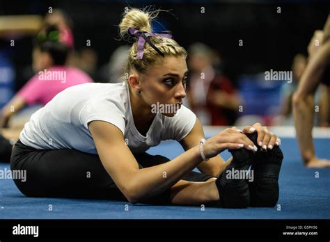 St Louis Missouri Usa 22nd June 2016 Ashton Locklear Stretches