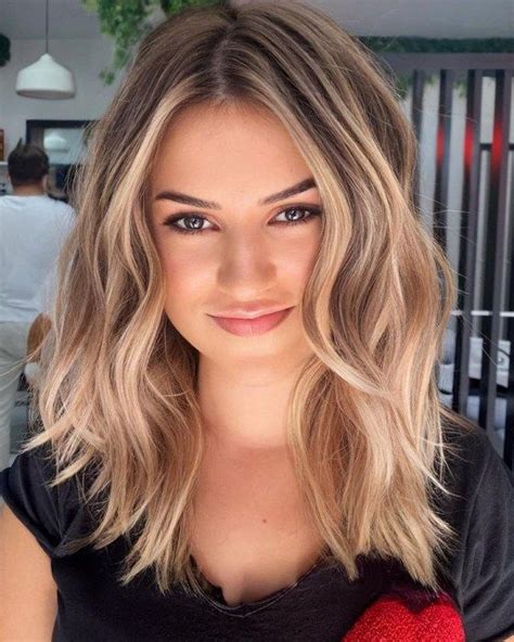50 Best Medium Length Hairstyles For 2023 Hair Adviser Medium