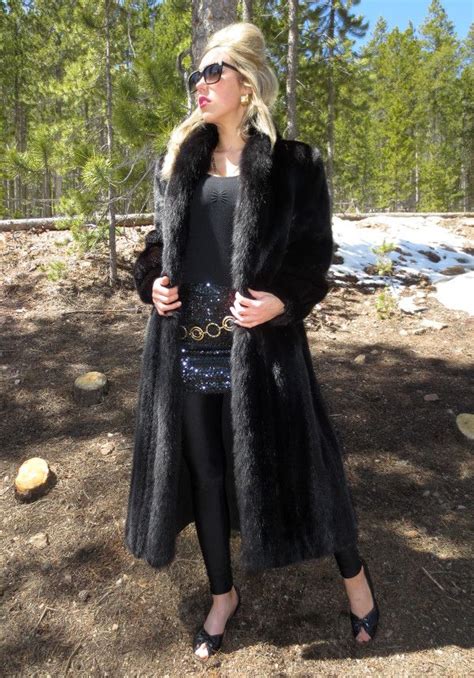 Пин от пользователя Arrogant Rich Shopping Goddess на доске Fur Мех