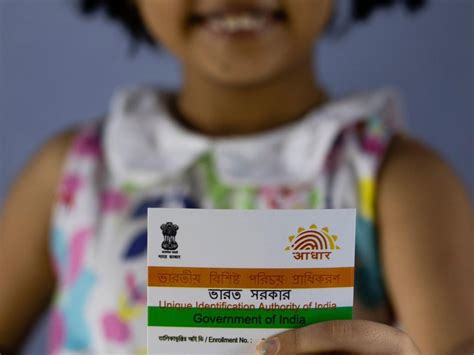 Baal Aadhaar Card Registration बच्चों का Aadhaar Card बनवाना हुआ जरूरी