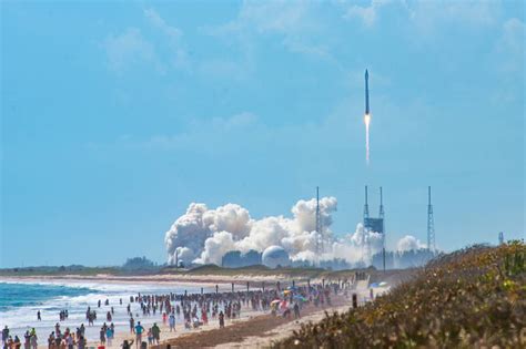 Blast From The Past Watch A Spacex Rocket Launch In Florida Wsj