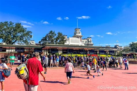 Photos See Inside Disney World After Hurricane Ian The Disney Food Blog