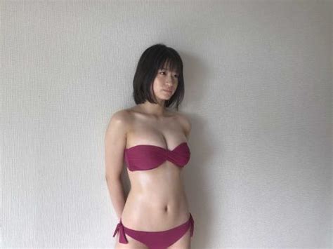 この顔70点体100点の美少女jkさんwかわいすぎいいいいw コピ速