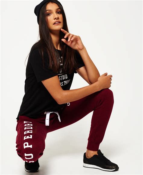 Damen Track And Field Jogginghose Racer Burgunderrot Meliert Superdry De