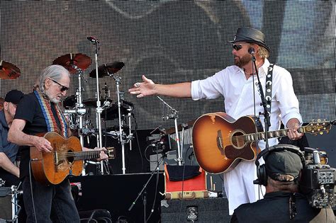 Keith Nelson Tribute Haggard With Ramblin Fever [watch]