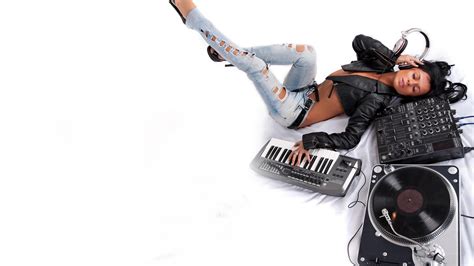 Girl Dj Wallpaper Hd 79 Images