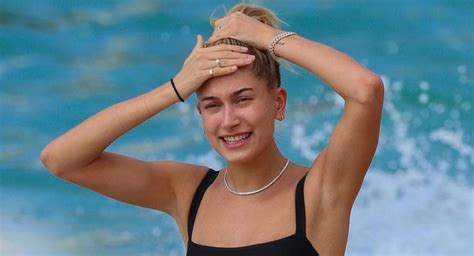 Hailey Baldwin Bikini Body Photos