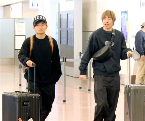 日本代表fw久保建英、堂安律、伊東純也ら欧州組も続々と帰国…24日に第2次森保ジャパンの初陣のウルグアイ戦 スポーツ報知