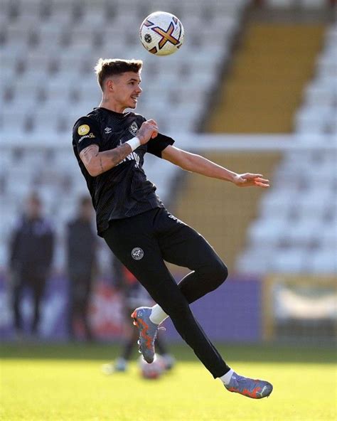 Romeo Beckham Romeo Beckham Brentford Fc Cristiano Ronaldo Cr7