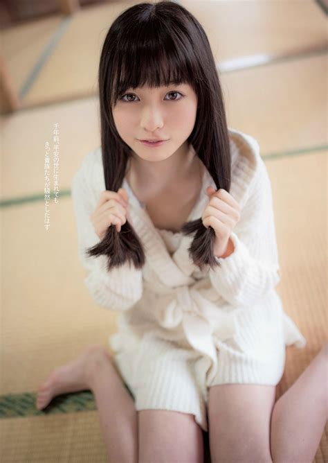 橋本環奈 おすわり、しゃがみ美女・美少女の画像。しゃがんでるだけなのに・・・ Naver まとめ