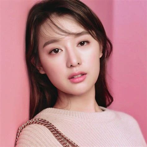 Kim Ji Won 김지원 Kim Ji Won Korean Actresses Pretty Face