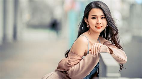 Wallpapers Hd Beautiful Asian Girl