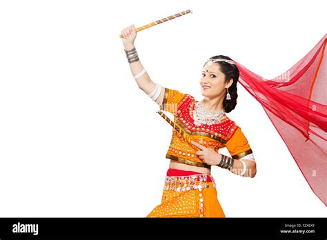 1 Indian Woman Rajasthani Navaratri Dandiya Dance Photo Stock Alamy