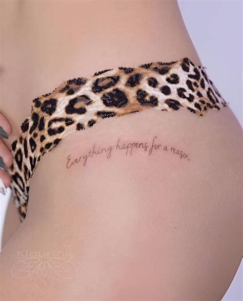 25 Sexy Hip Tattoos For Women To Up Their Beauty