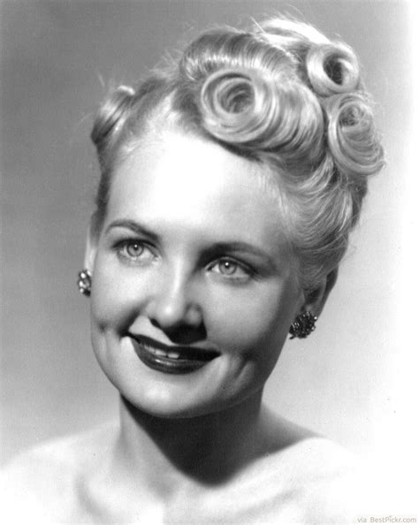 Pin Curl 40s Updo Hairstyle 1940s Hairstyles
