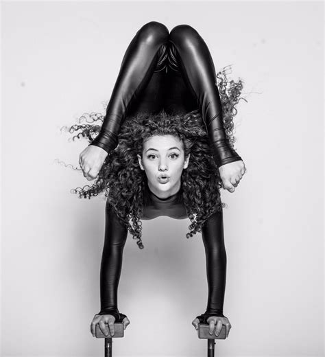 Pin By Sofie Dossi On Intro Sofie Dossi Flexibility Dance