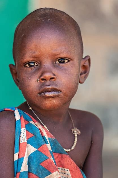 Premium Photo Portrait Of An African Girl From The Maasai Tribe Kenya