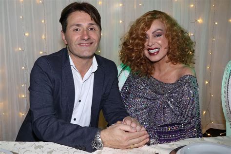 Beatriz Salomón «llevo Nueve Sesiones De Quimioterapia Perdí Todo El