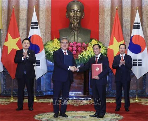 Triển Khai Quan Hệ Đối Tác Chiến Lược Toàn Diện Việt Nam Hàn Quốc