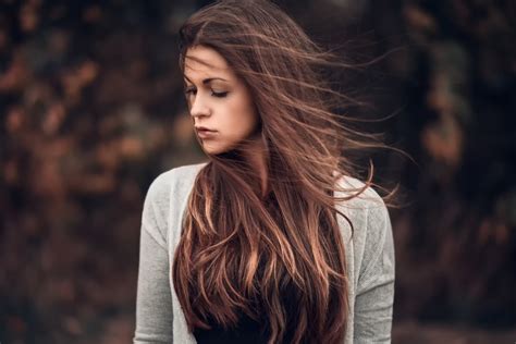 Daniel Mohn Depth Of Field Straight Hair Auburn Hair Blue Eyes