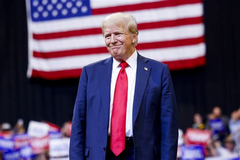 Donald Trump Suffers Double Polling Blow Over Economy Vs Kamala Harris