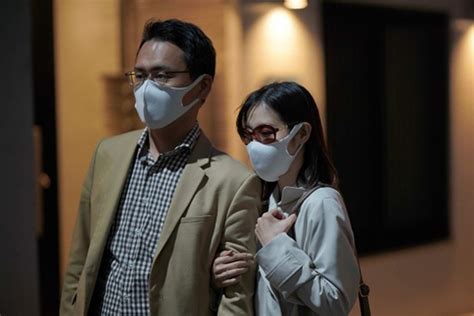 妻が不倫相手との性行為中の写真を子どもの携帯に…「サレ夫」たちの復讐劇 2021年8月24日掲載 ライブドアニュース