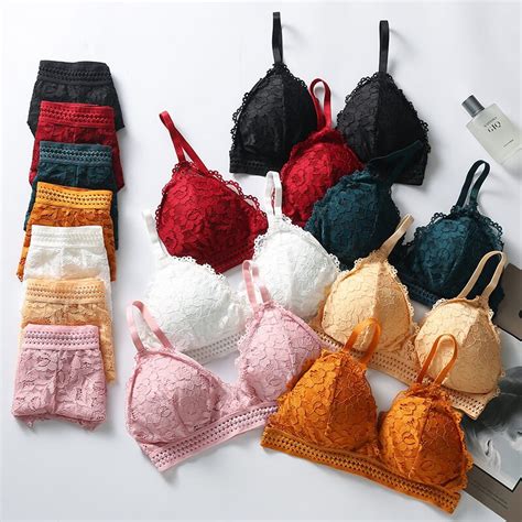 Summer Lace Lingerie Set Triangle Brief Set Seamless Underwear