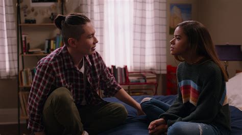 Netflixs “ginny And Georgia” Plays Oppression Olympics — But Nobody Wins