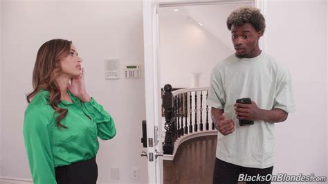 Armani Black Blacksonblondes Mkv 0002 — Postimages