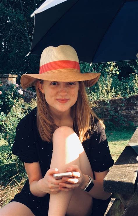 About – Lizzie Donson – Medium