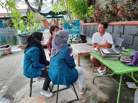 Tim Pengabdian Masyarakat Undip Melakukan Pendampingan Digitalisasi