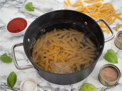 Macarrones Con Atún Y Tomate Receta De Pasta Clásica Y Casera Fácil De