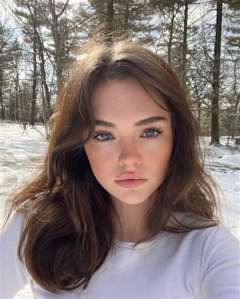 Pin By Ainaa Dalila On Binding 13 Brunette Aesthetic Prettiest