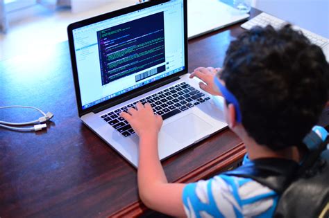 Impulsan La Educación En Programación En Niños Y Adolescentes