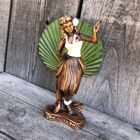 Mid Century Treasure Craft Hawaii Ceramic Hula Girl Woman Dancer