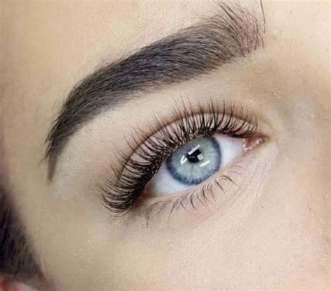 Eyelash Extensions 101 Natural Styles Removal And More Skin Beauty