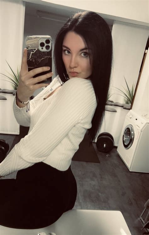 🔥göttin Sophia 🔥 On Twitter Rt Herrin Sophia99 Mach Dich Nützlich