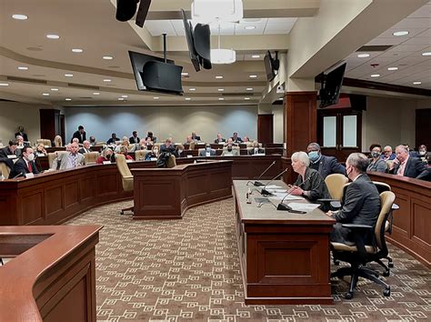 Arkansas Lawmakers Approve Vaccine Mandates For Some State Run Health