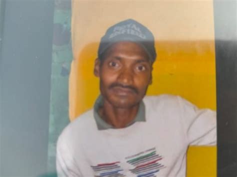 When Police Chased Him The Young Man Jumped Into The River पुलिस ने