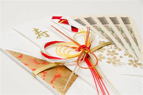 結婚式のご祝儀袋の選び方、書き方、包み方、相場…基本マナー徹底解説 結婚式・二次会のゲスト向け！お呼ばれ情報サイト