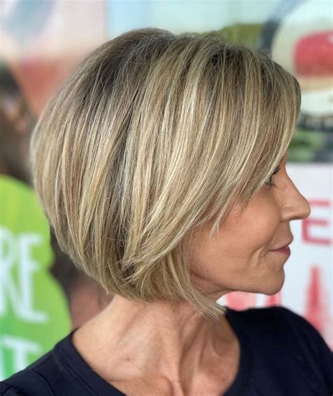 30 Chin Length Hairstyles For A More Feminine Look Chin Length Hair